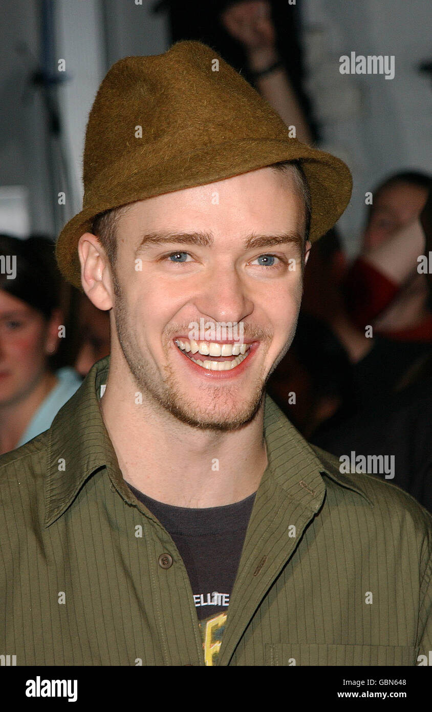 Singer justin timberlake arrives at the awards hi-res stock photography ...