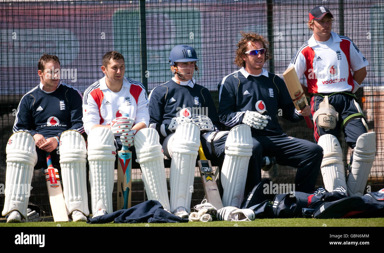England captain Andrew Strauss, Tim Bresnan, Stuart Broad, Ryan ...