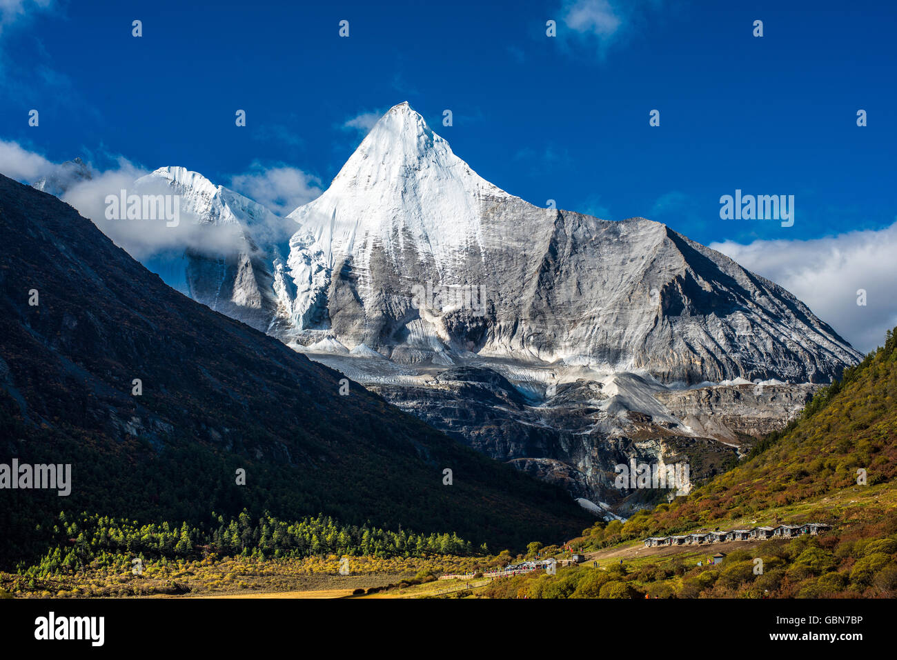Central asia autonomous prefecture hi-res stock photography and images ...