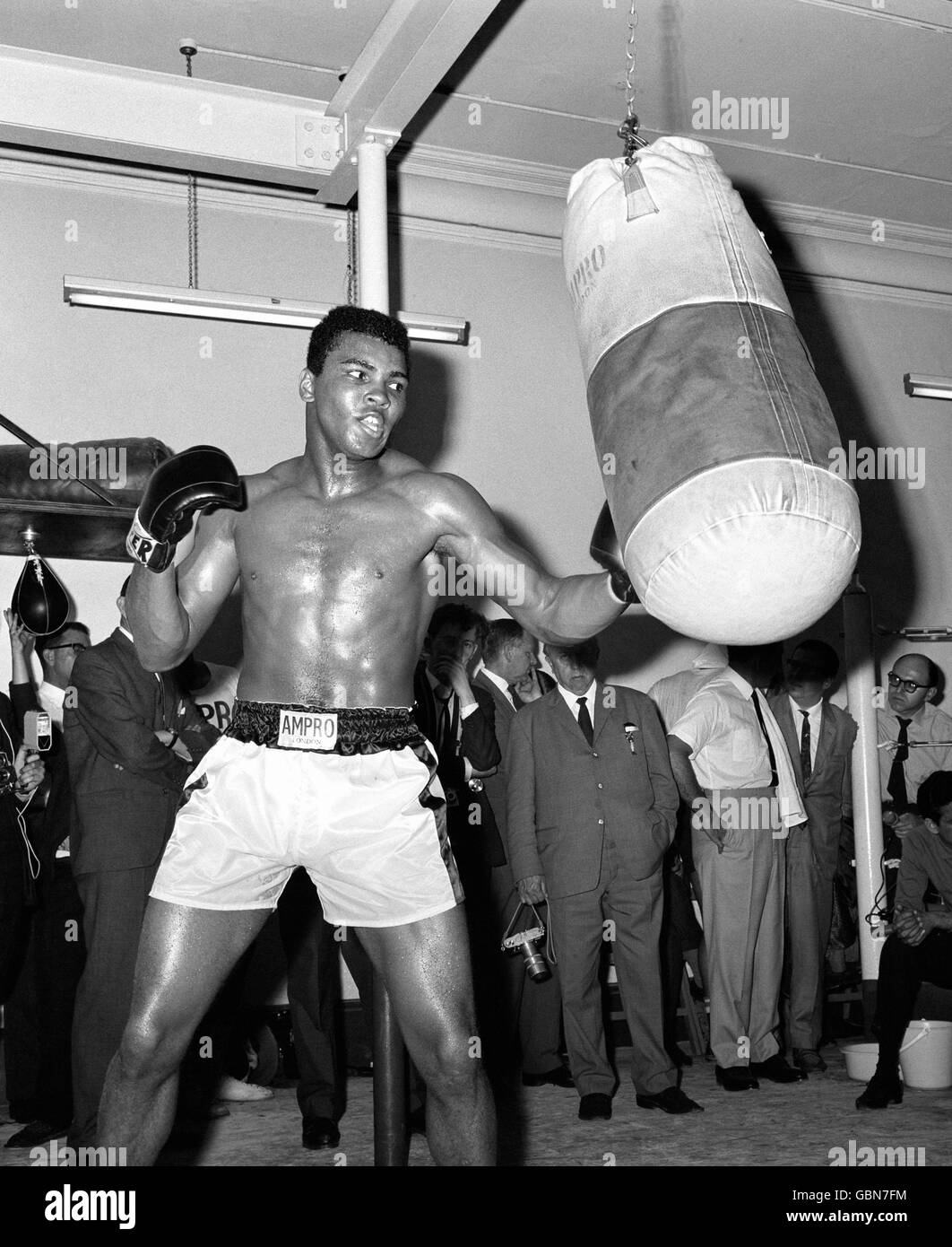 Boxing - World Heavyweight Championship - Muhammad Ali v Brian London ...