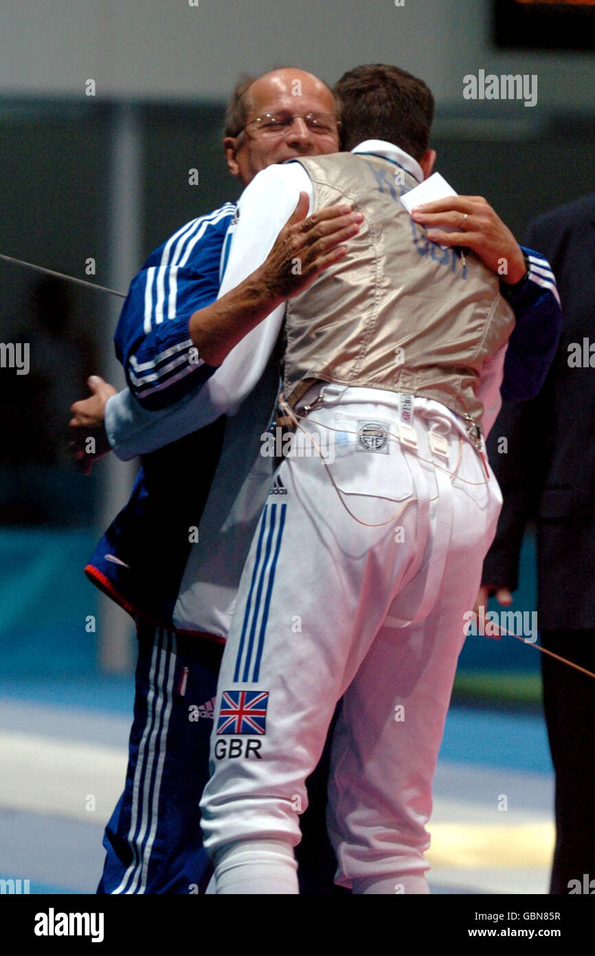 2004 athens olympics fencing hi-res stock photography and images - Alamy