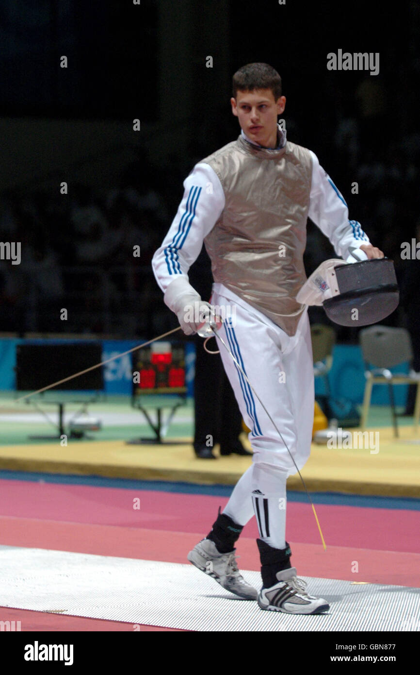 2004 athens olympics fencing hi-res stock photography and images - Alamy