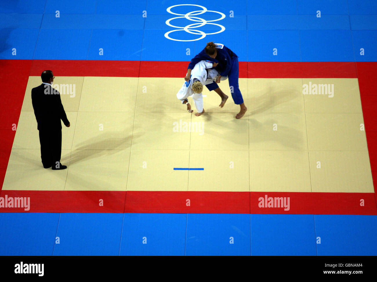 Athens 2004 olympics judo hi-res stock photography and images - Alamy