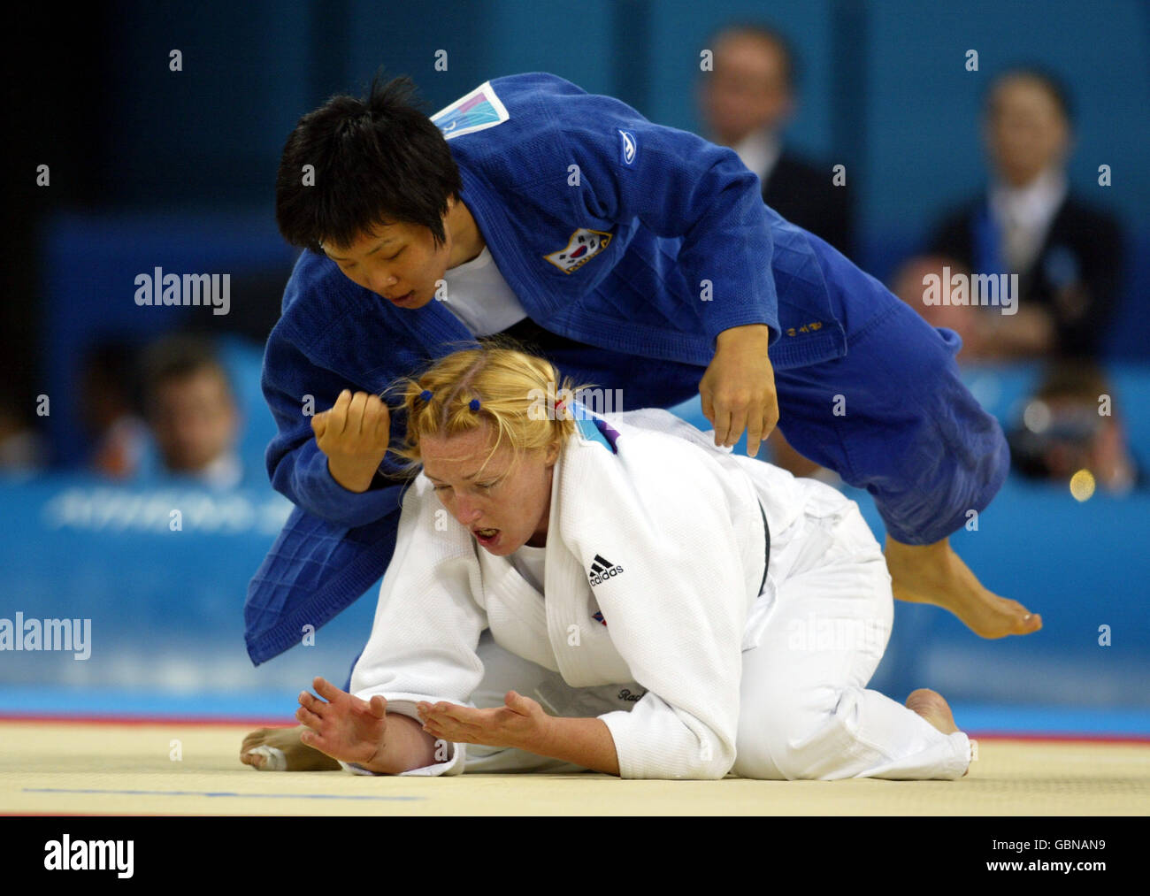 Olympics 2004 judo hi-res stock photography and images - Alamy