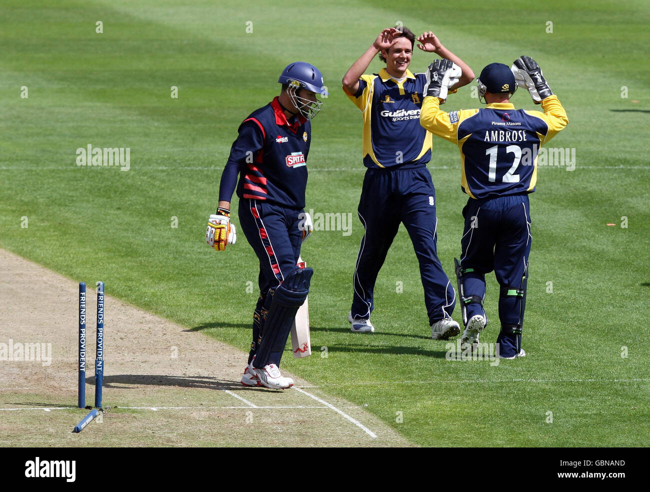 Warwickshire's Steffan Piolet celebrates with Tim Ambrose taking the ...
