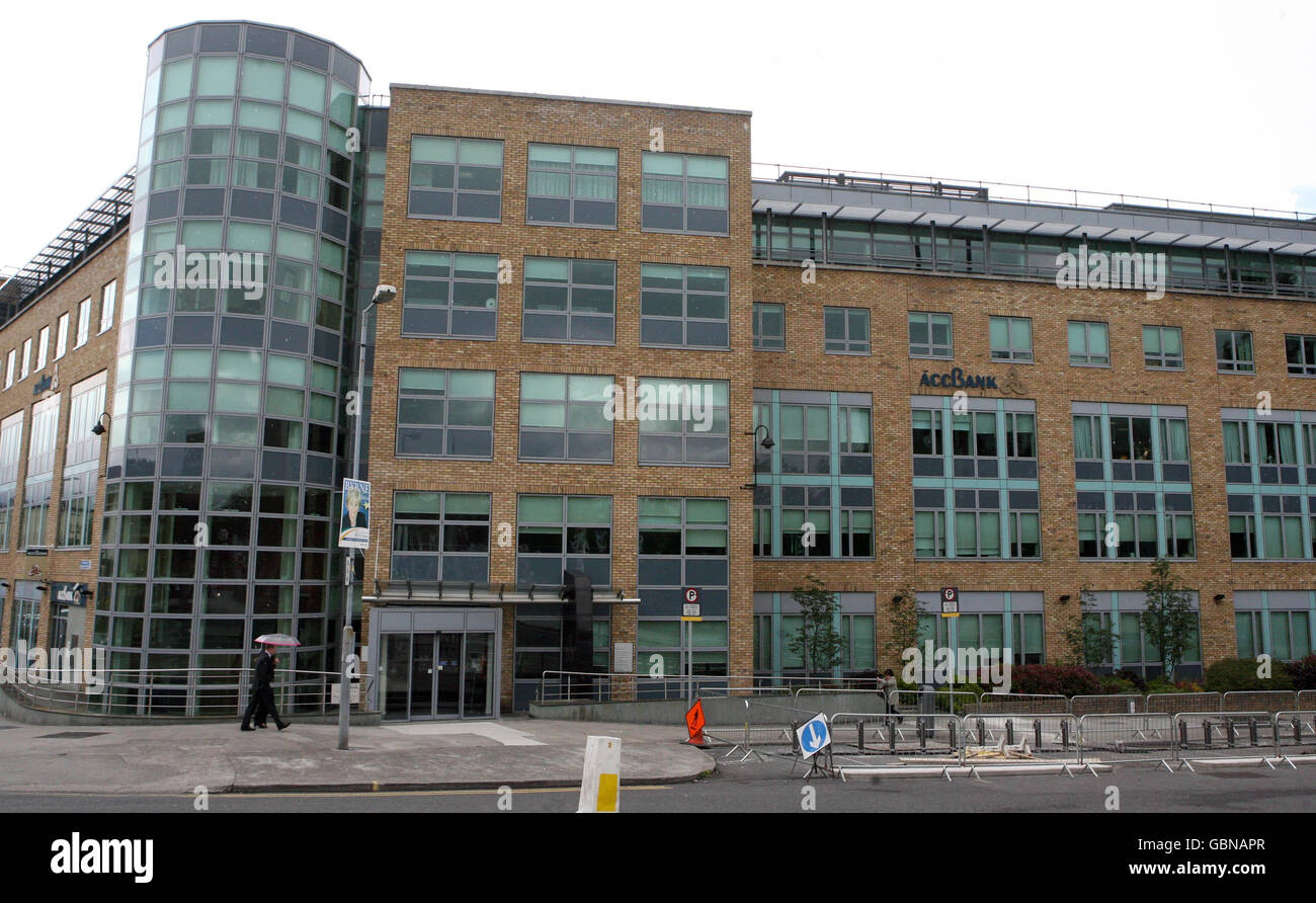 Acc bank headquarters in dublin hi-res stock photography and images - Alamy