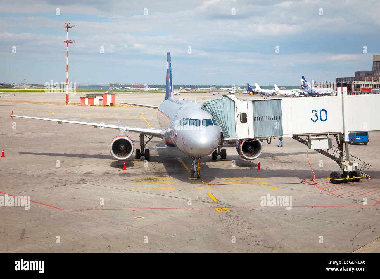 Airplane preparing to the flight Stock Photo - Alamy