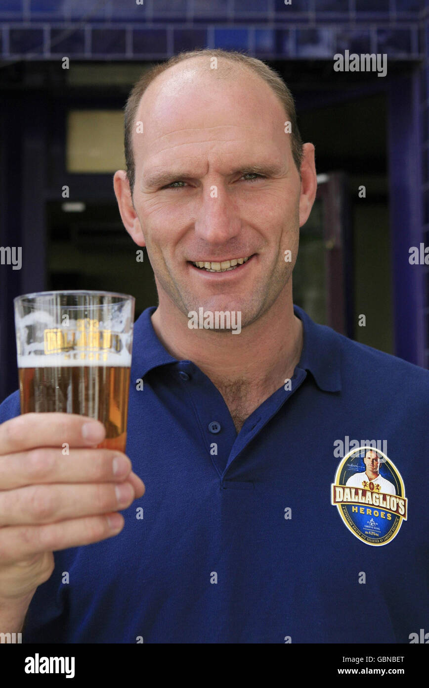 British & Irish Lions legend Lawrence Dallaglio pulls a pint of his new ...