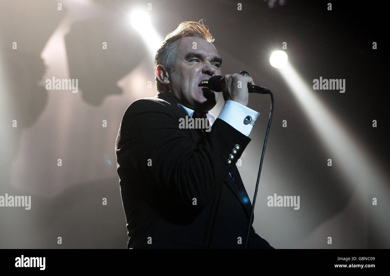 Morrissey in concert manchester apollo hi-res stock photography and ...