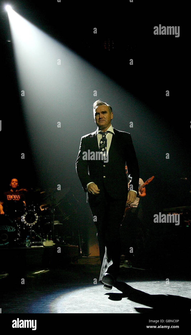Morrissey performing manchester apollo to celebrate birthday hi-res ...