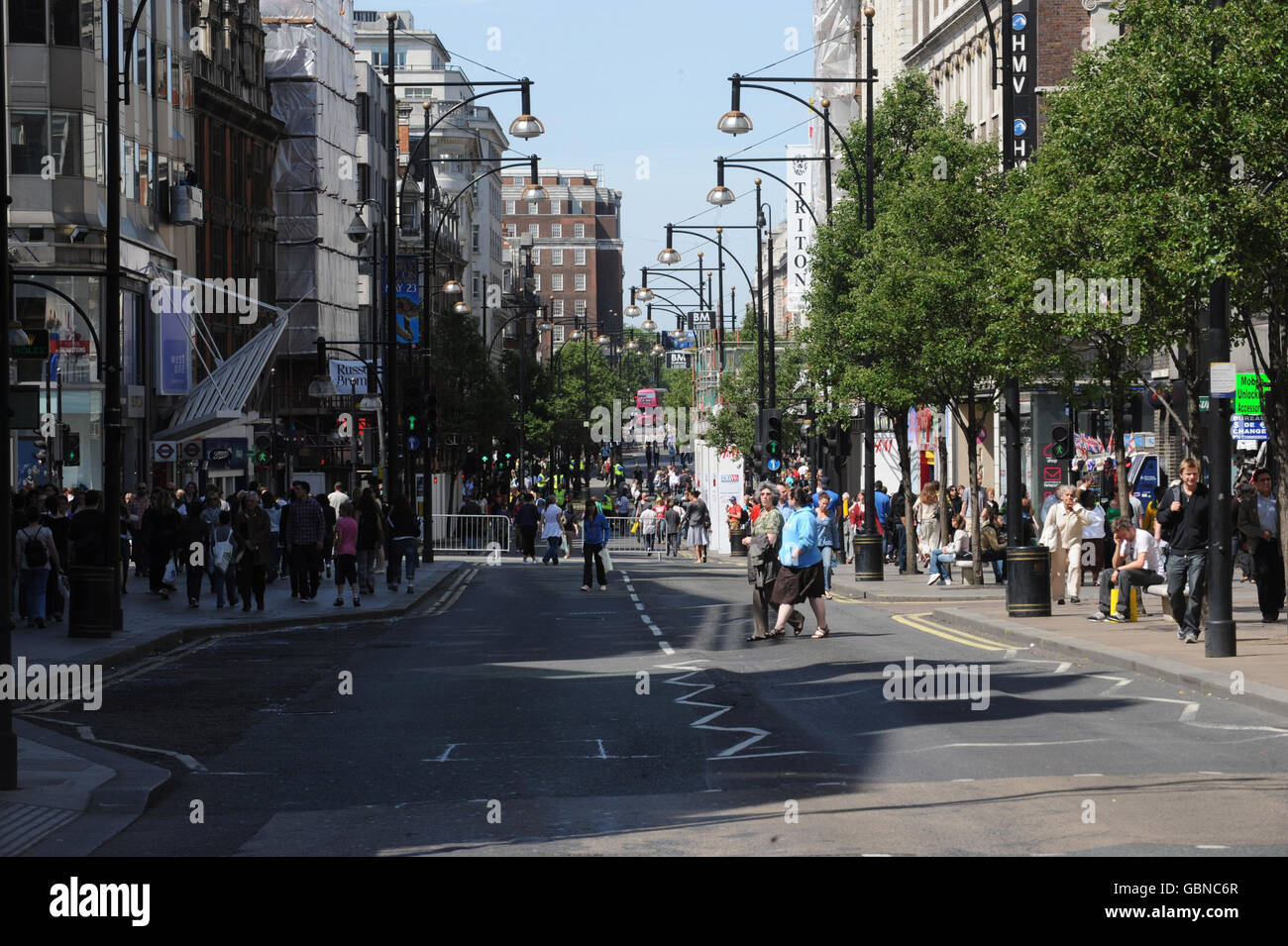 Oxford Street on Bank Holiday weekend. Shoppers in London's Oxford ...
