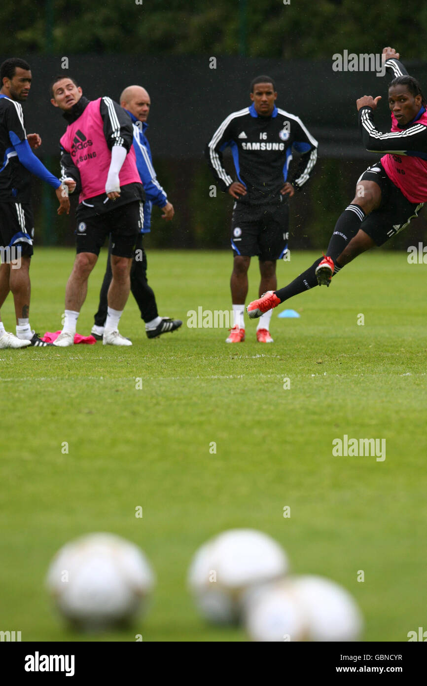 Soccer - Chelsea Media Day - Cobham Training Ground Stock Photo - Alamy