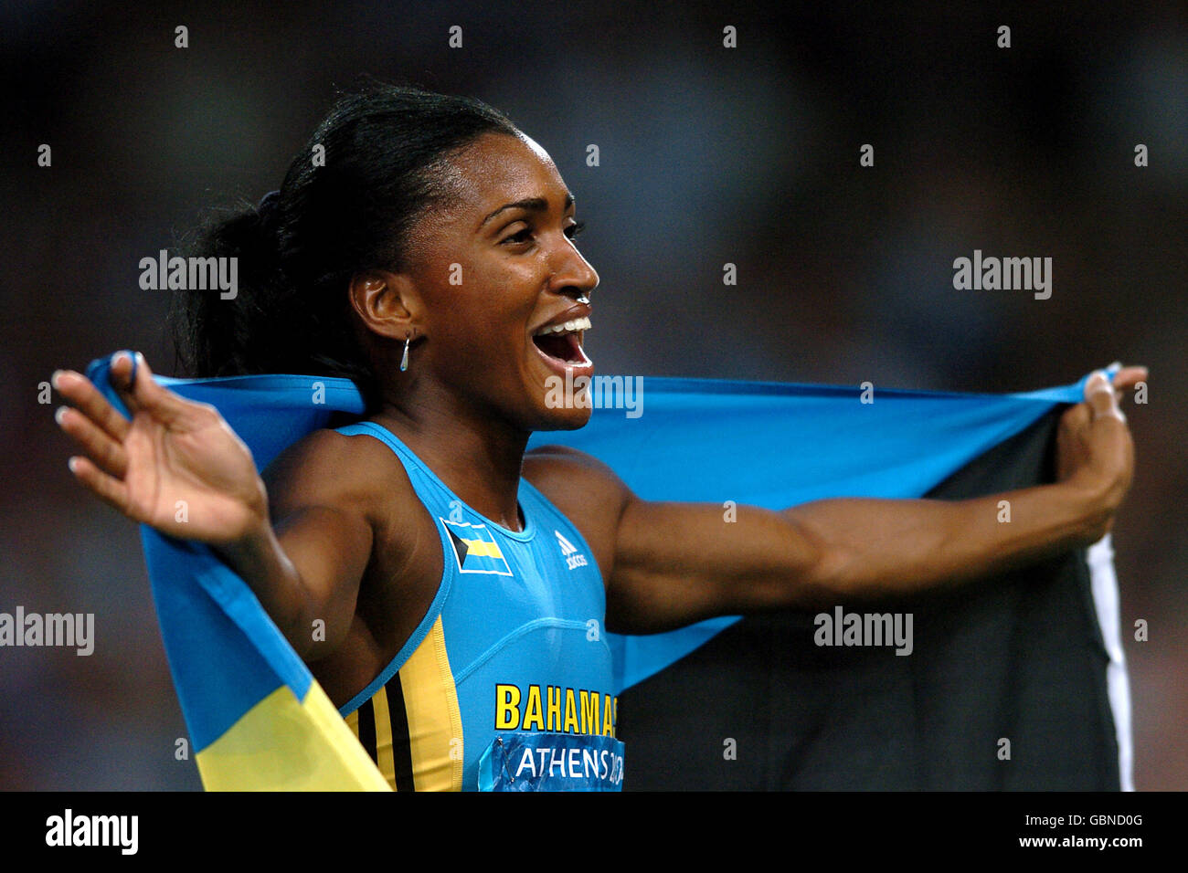 Bahama's Tonique Williams-Darling celebrates winning gold Stock Photo ...