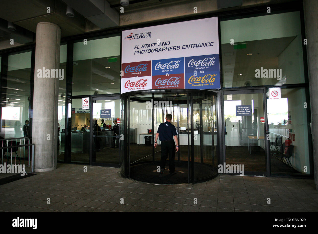 Signage coca cola gv general view datacoapplies hi-res stock ...