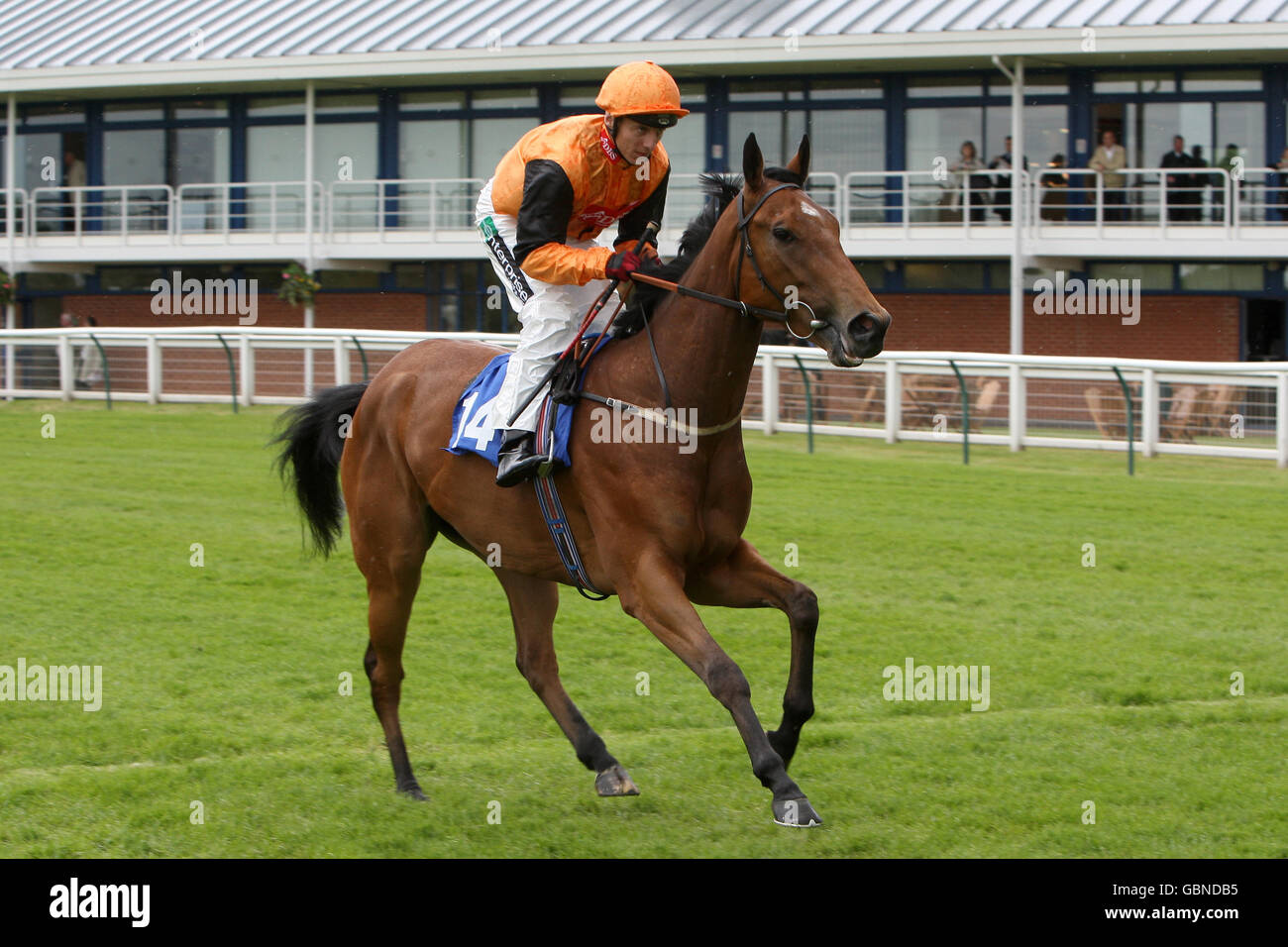Nottinghamracecourse hi-res stock photography and images - Alamy