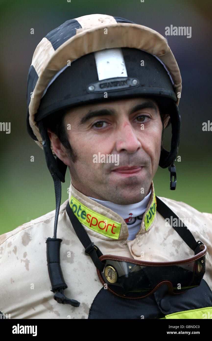 Jockey alan munro hi-res stock photography and images - Alamy