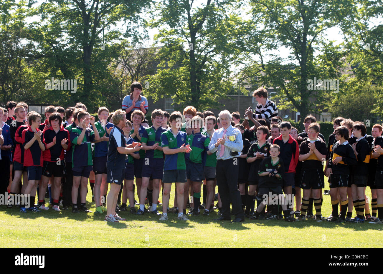 Emirates Airline Edinburgh Sevens ambassador Jim Calder poses with all ...