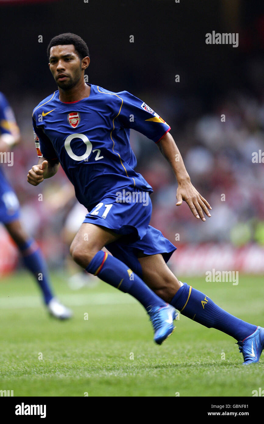 Soccer - FA Community Shield - Manchester United v Arsenal. Jermaine ...