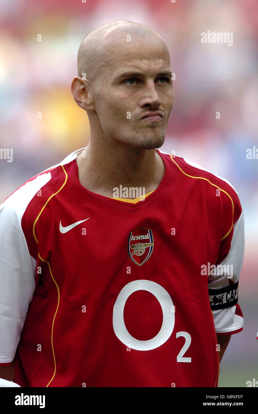 Soccer - Amsterdam Tournament - Arsenal v River Plate. Pascal Cygan ...