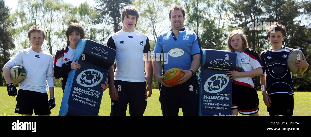 Scotland throwing coach Stevie Scott during a rugby coaching master ...