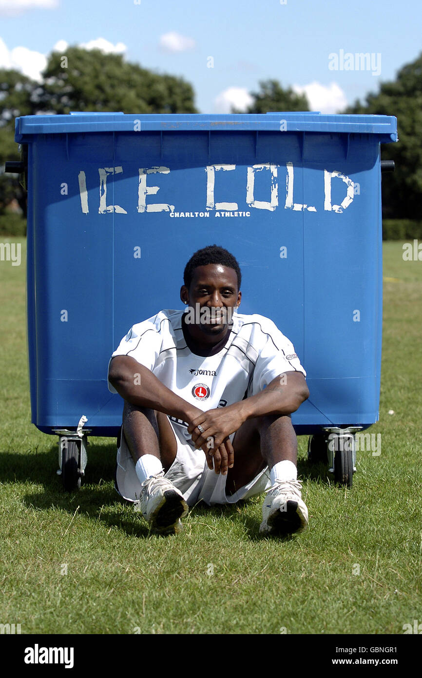 Football ice cold tank pose hi-res stock photography and images - Alamy