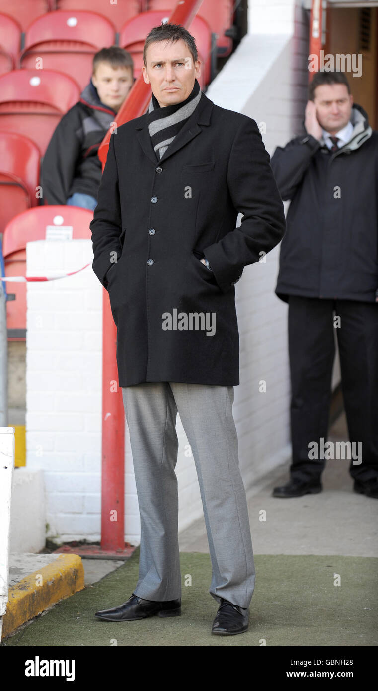 Soccer - Coca-Cola Football League Two - Brentford v Gillingham ...