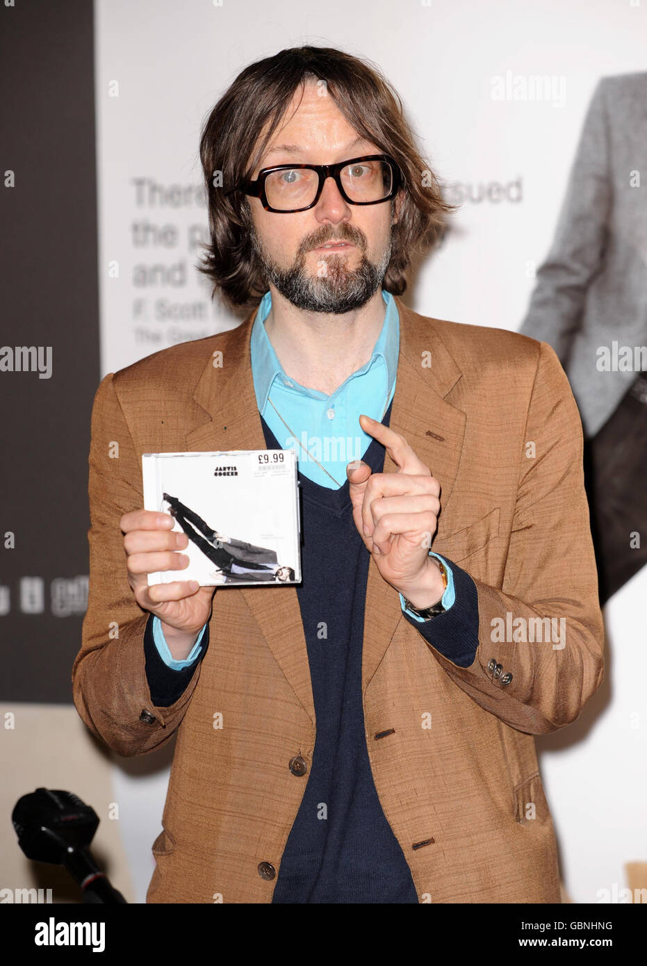 Jarvis Cocker promotes second album - London Stock Photo - Alamy
