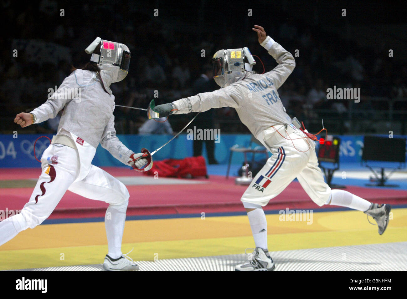 2004 athens olympics fencing hi-res stock photography and images - Alamy