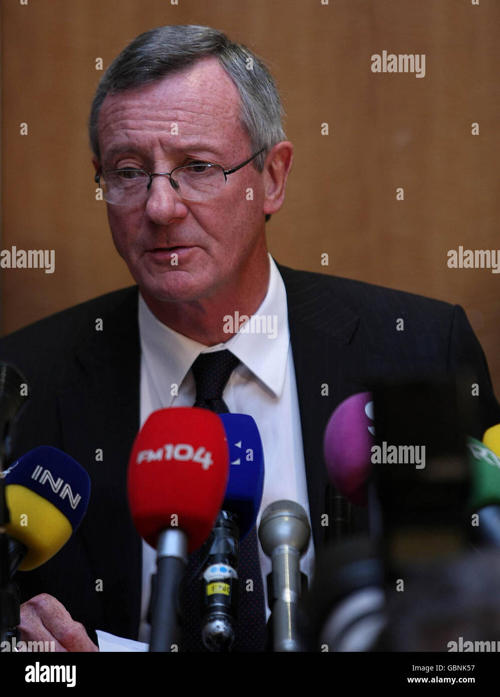 Long report hi-res stock photography and images - Alamy