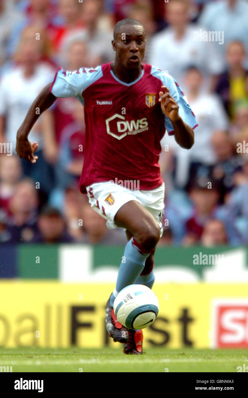 Carlton cole of aston villa hi-res stock photography and images - Alamy