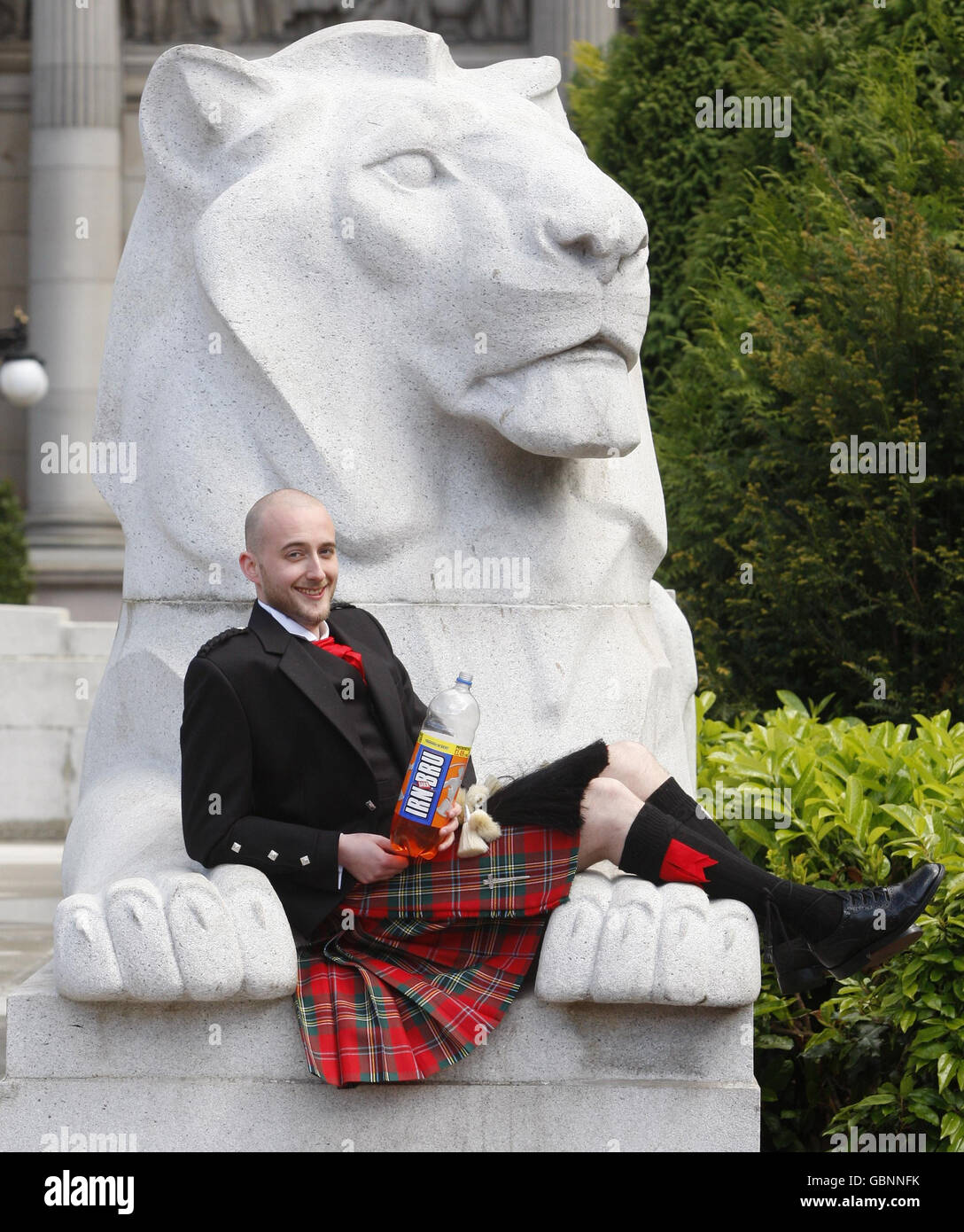 Irn bru bottle hi-res stock photography and images - Alamy
