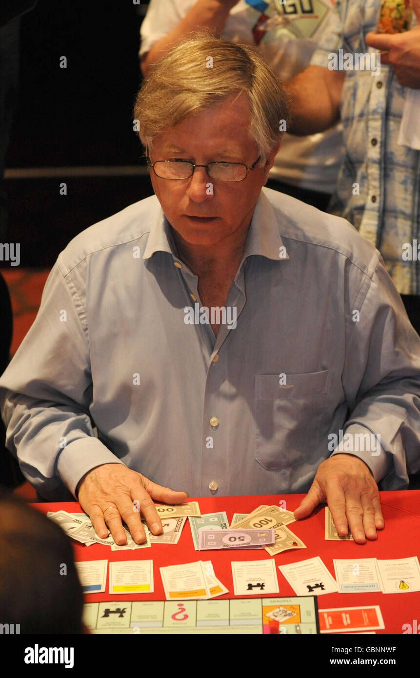 Monoploy man hi-res stock photography and images - Alamy