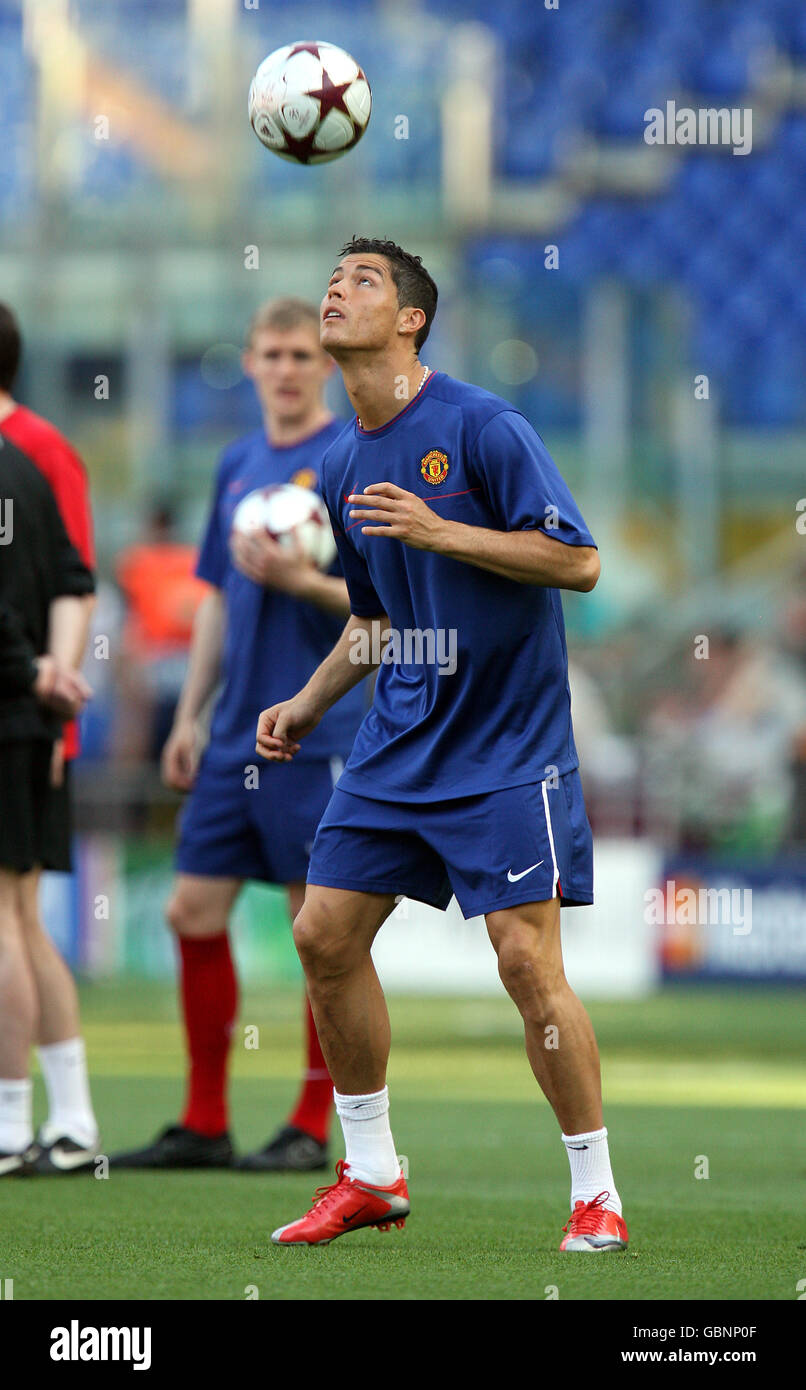 Manchester United's Cristiano Ronaldo during training Stock Photo - Alamy