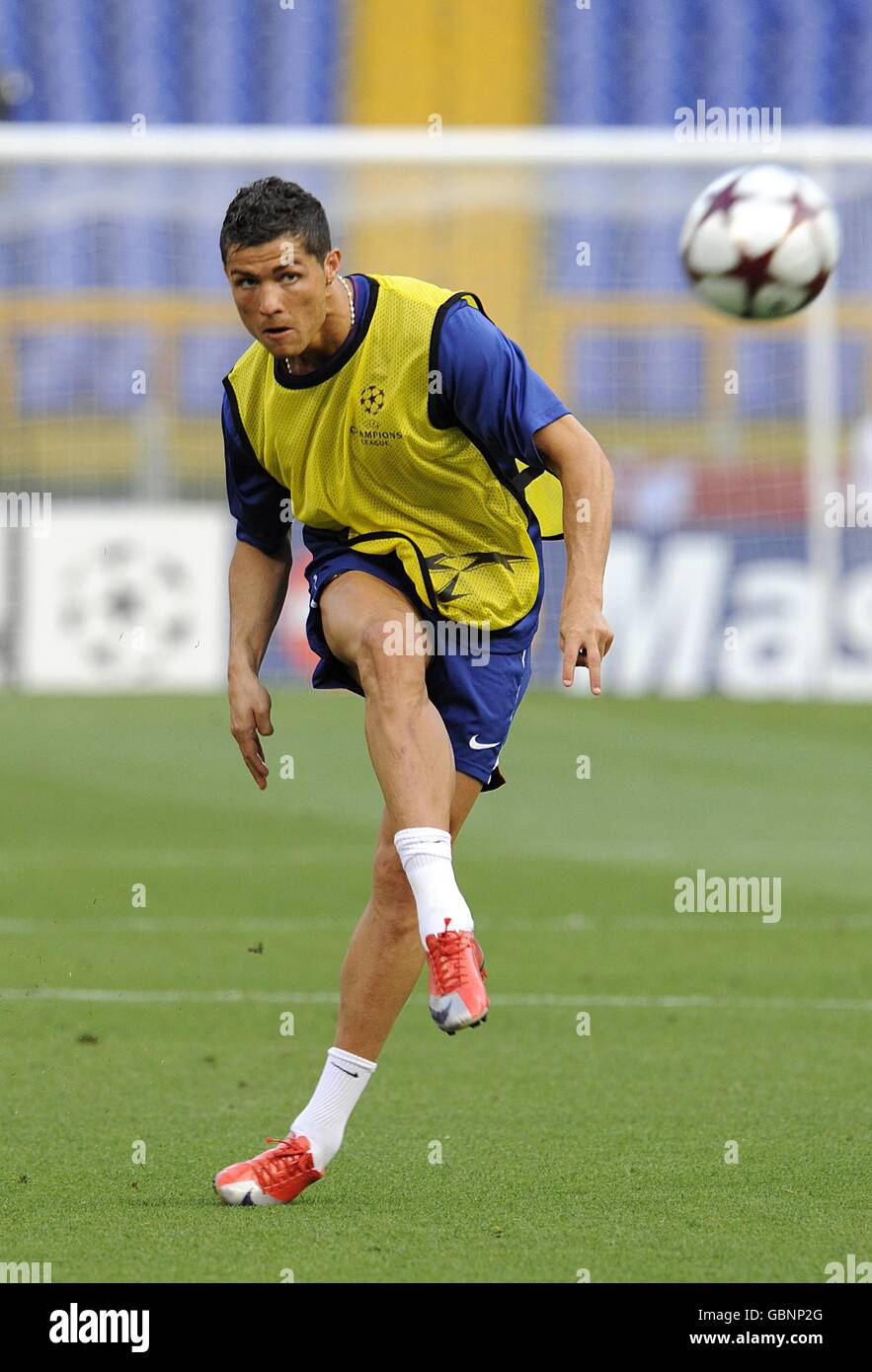 Manchester United's Cristiano Ronaldo during training Stock Photo - Alamy