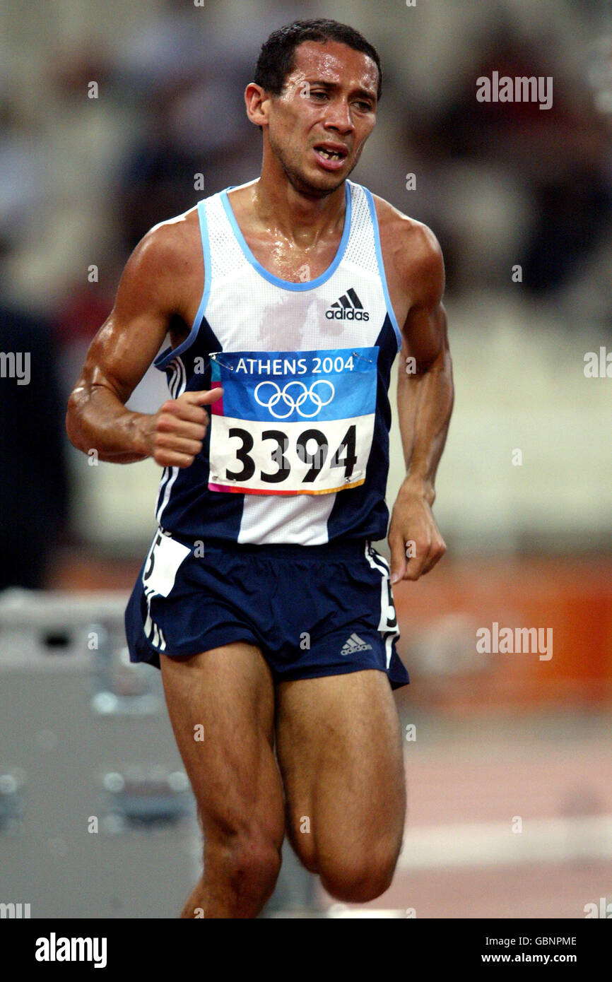 Mens 5000m heat two hi-res stock photography and images - Alamy