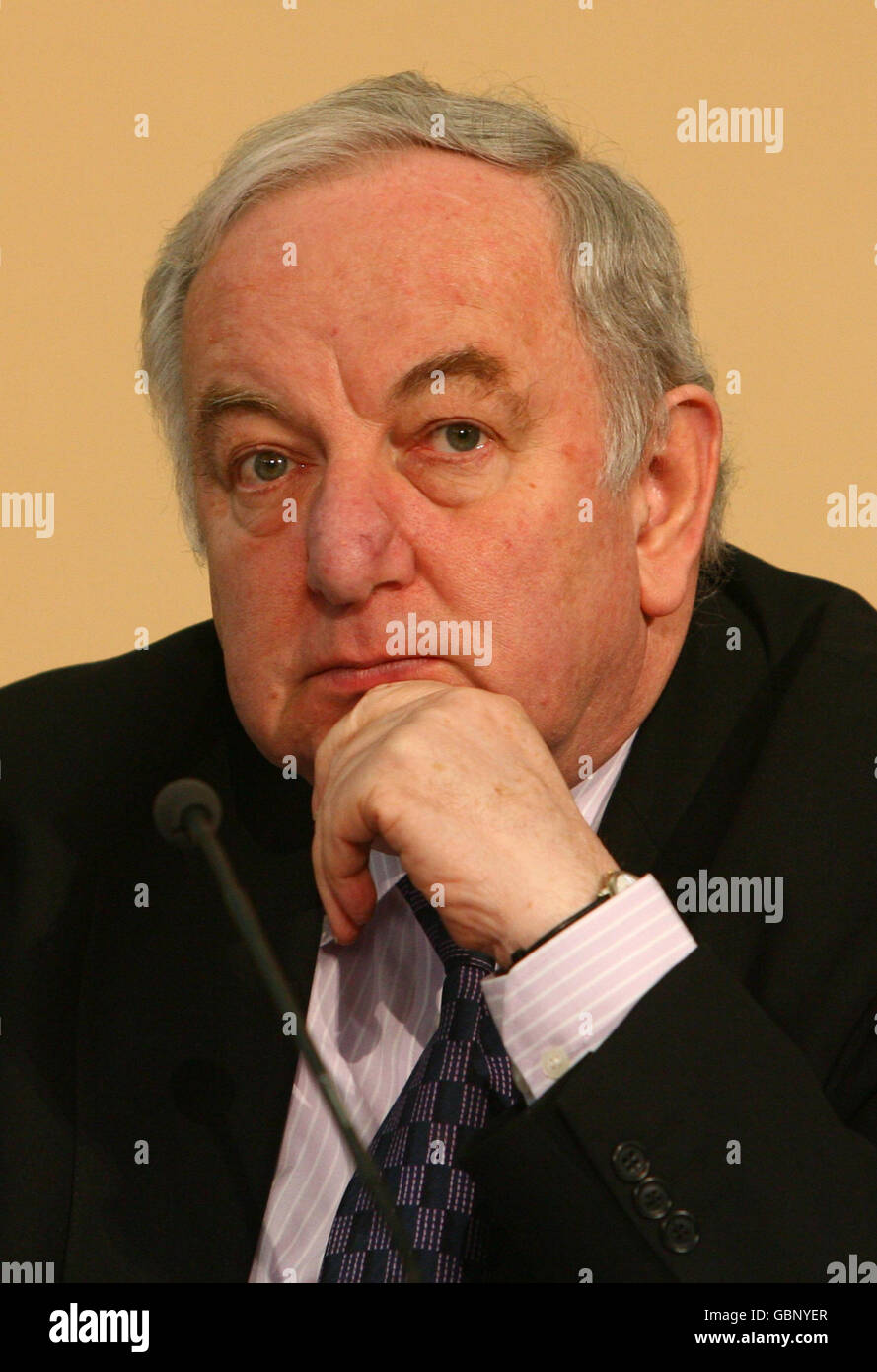 Lord foulkes hi-res stock photography and images - Alamy