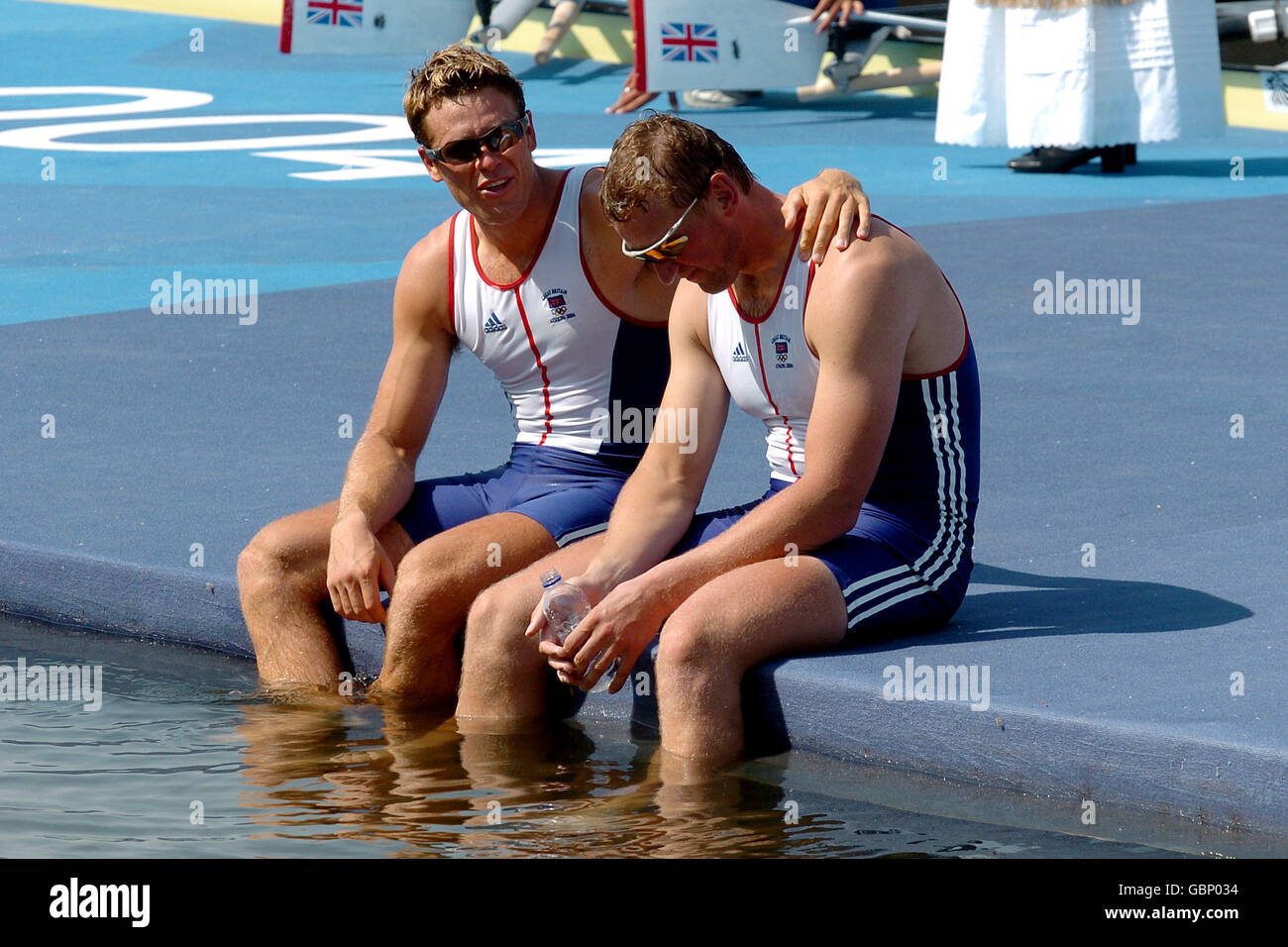 James cracknell athens hi-res stock photography and images - Alamy