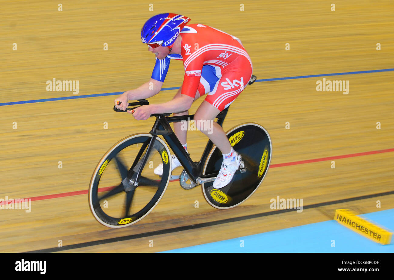 Paralympics sponsor cycling bike hi-res stock photography and images ...