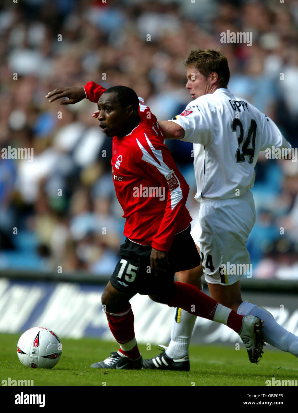 Leeds United's Steve Guppy and Nottingham Forest's Andy Impey battle ...