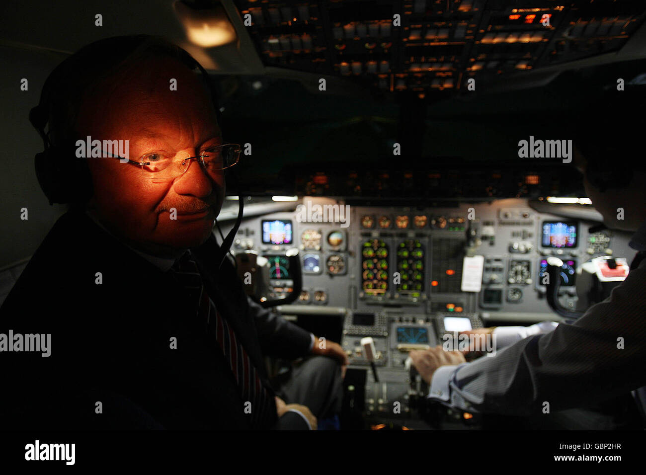 Excellence in logistics hi-res stock photography and images - Alamy