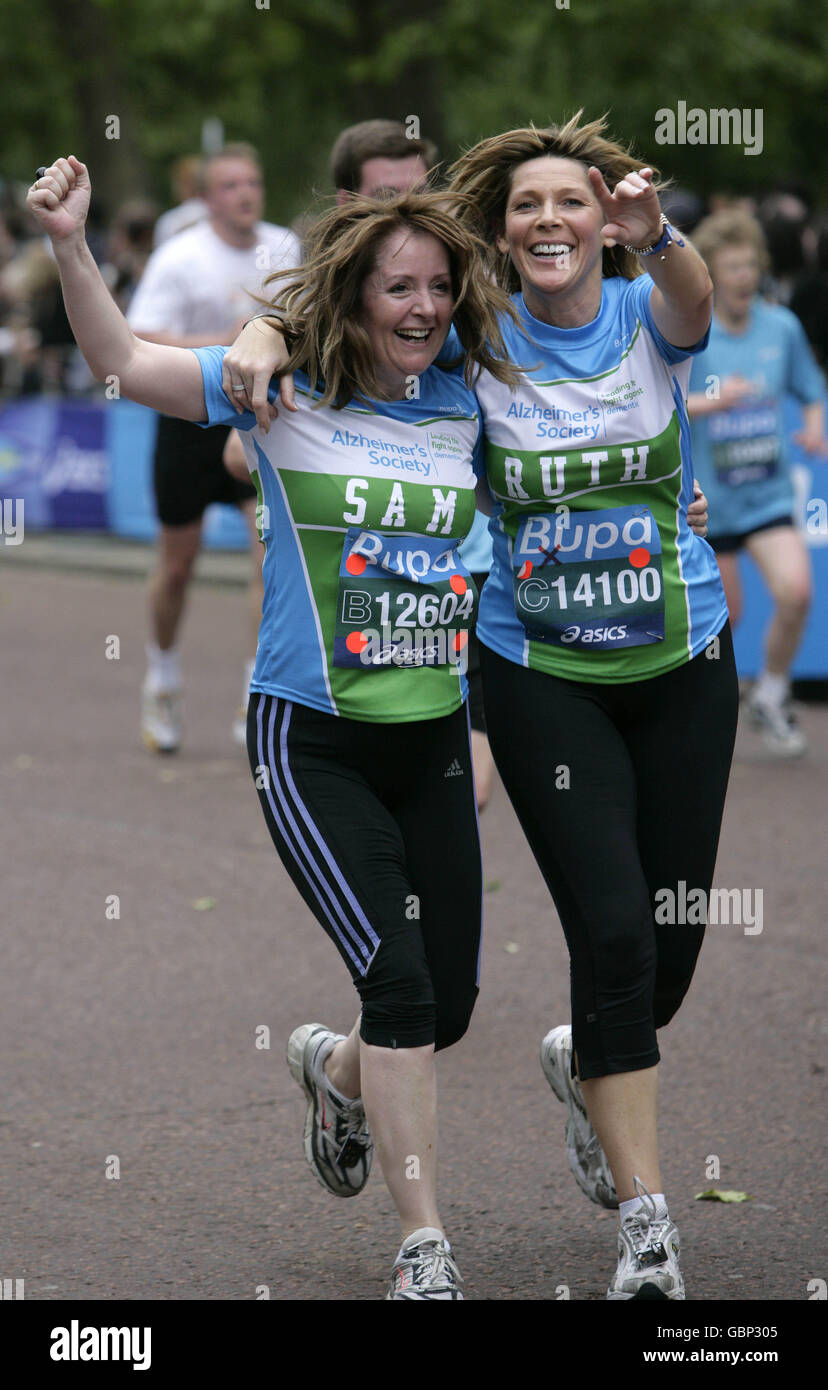 Ruth langsford runs arm around another runner bupa london 10 hi-res ...