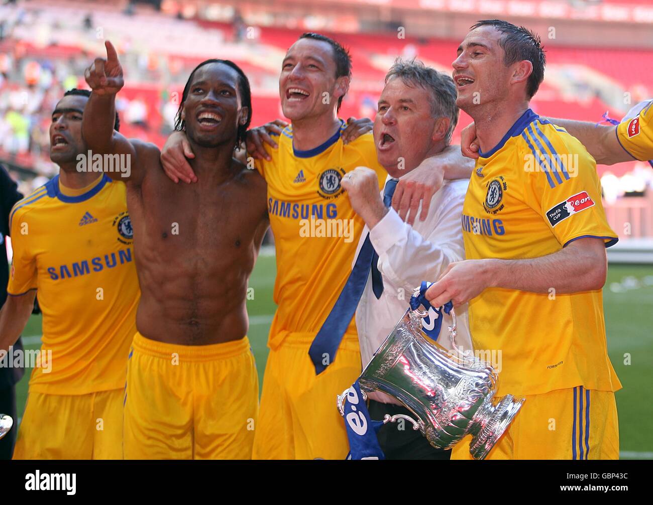John terry centre didier left celebrate winning the fa cup hi-res stock ...