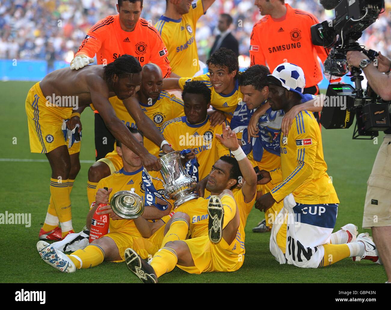 Soccer - FA Cup - Final - Chelsea v Everton - Wembley Stadium. Chelsea ...
