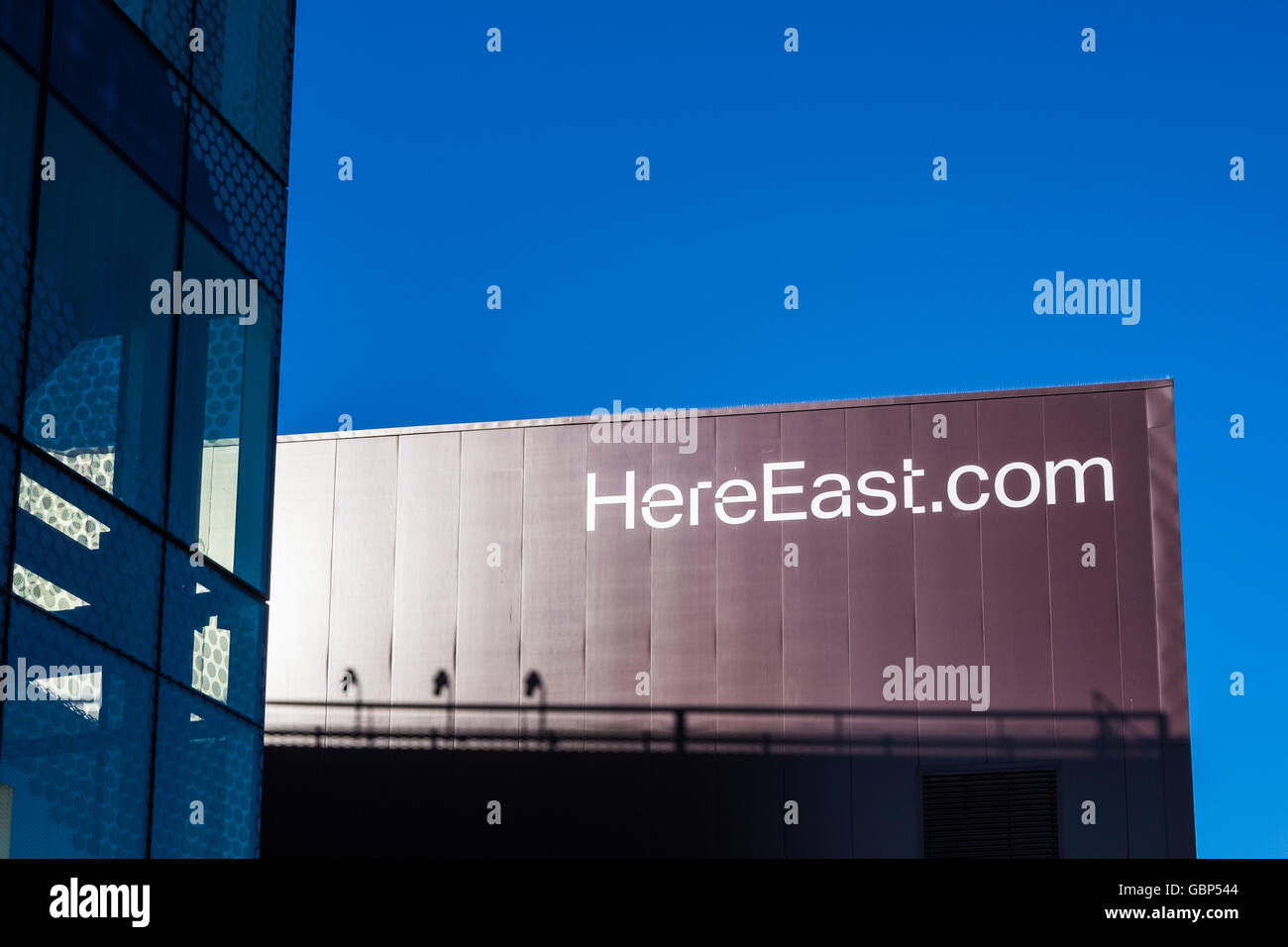 London borough of hackney sign hi-res stock photography and images - Alamy