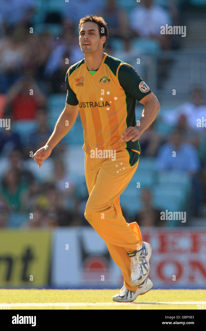 Mitchell johnson australia hi-res stock photography and images - Alamy