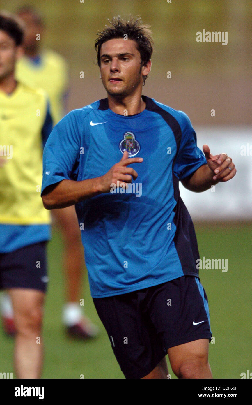 Soccer - UEFA Super Cup - FC Porto v Valencia - Training. Helder ...