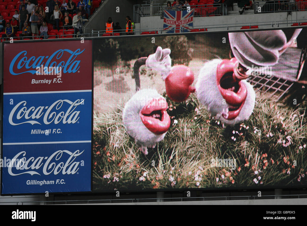 Advertisements coca cola hi-res stock photography and images - Alamy