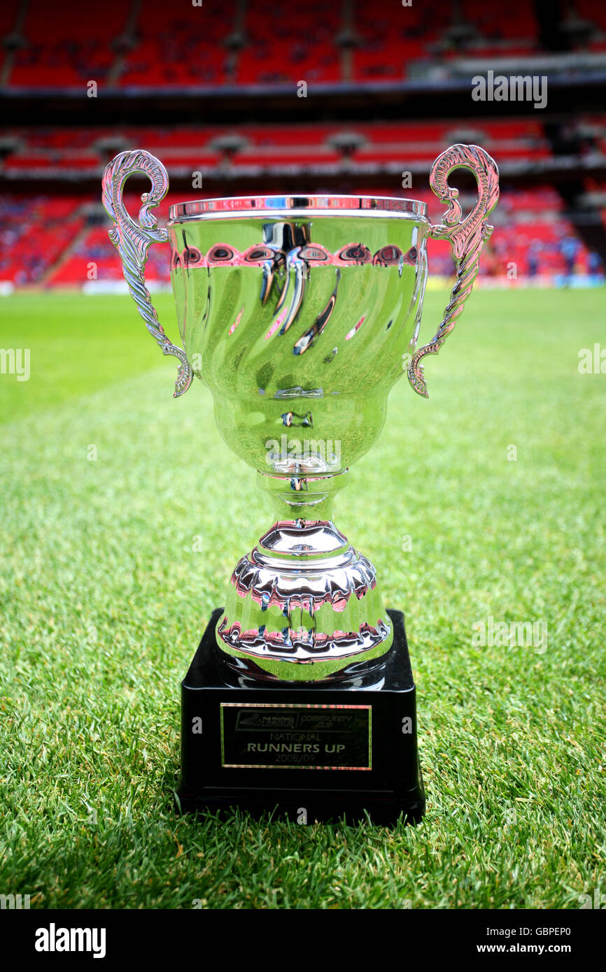 The community cup runners up trophy hi-res stock photography and images ...