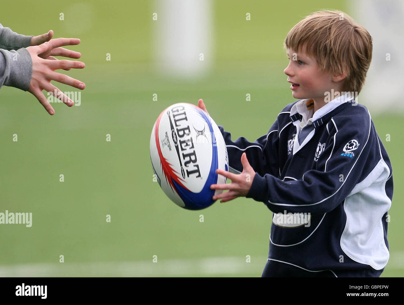 Rugby 7s kids hi-res stock photography and images - Alamy