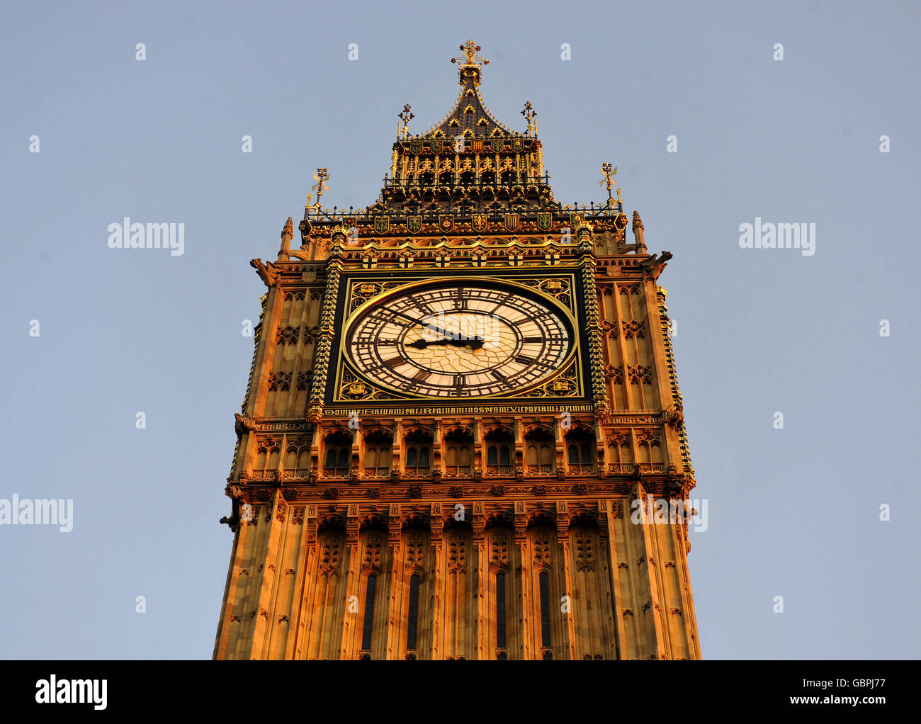 Big ben as sun sets hi-res stock photography and images - Alamy